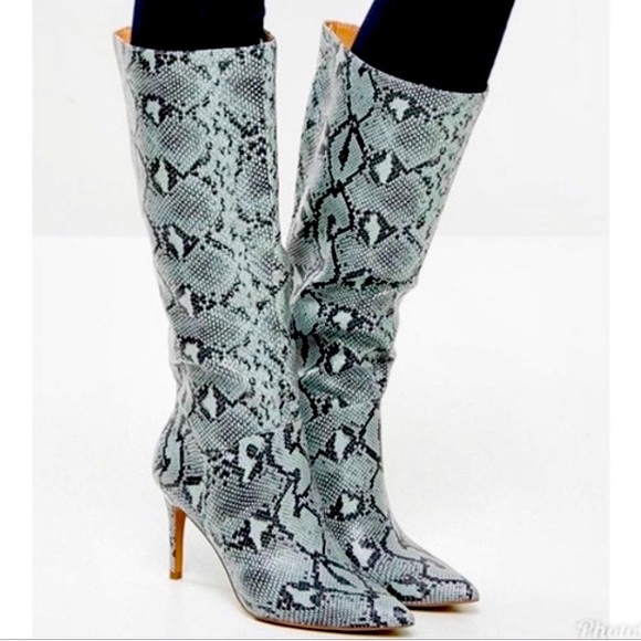Steve Madden | Shoes | New Steve Madden Kinga Blue Snake Print Boot ...